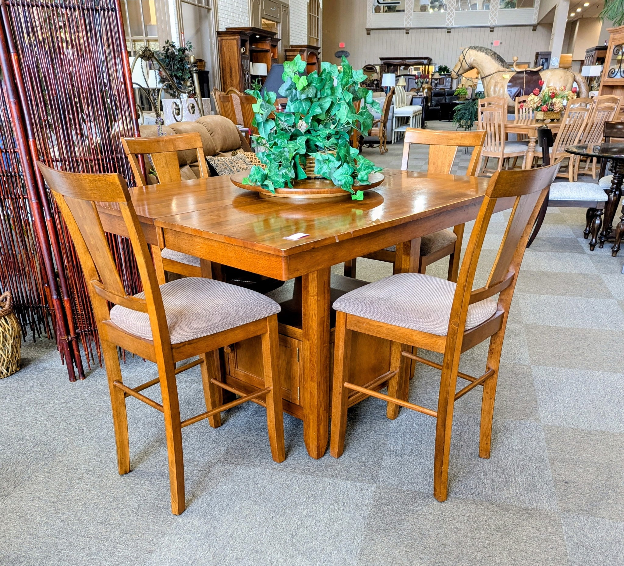 DINING – The Carriage Trade Furniture